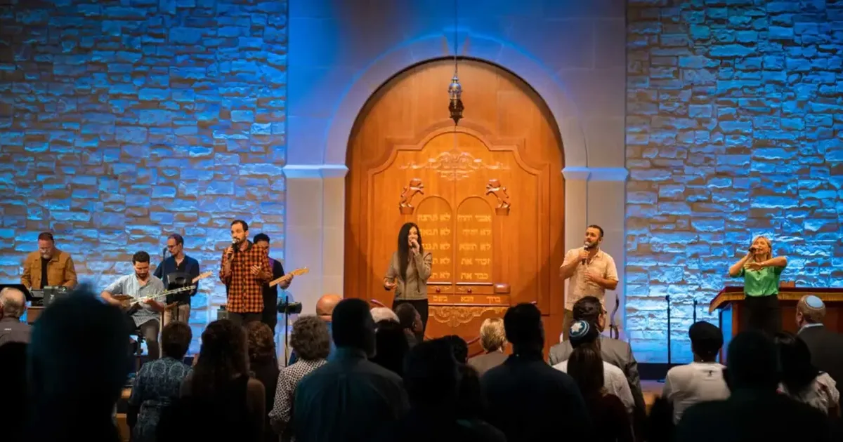 Maoz Israel | To Taste Eternity in Worship